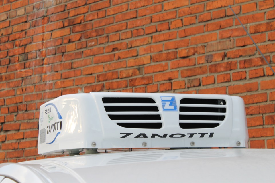 Peugeot Partner — Volkswagen Caddy (3G), 1,6 л, 2013 года | тюнинг | DRIVE2