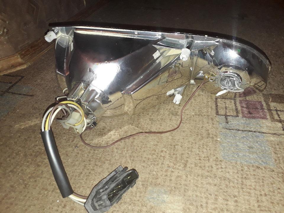 Работа над авто 69 (басня о фарах) — Ford Sierra, 2 л, 1991 года | аксессуары | DRIVE2