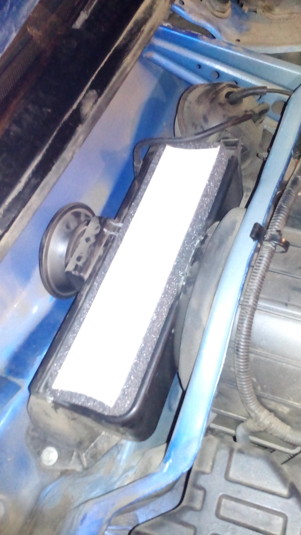 2. Замена салонного фильтра — Daewoo Nexia (N150), 1,5 л, 2012 года ...