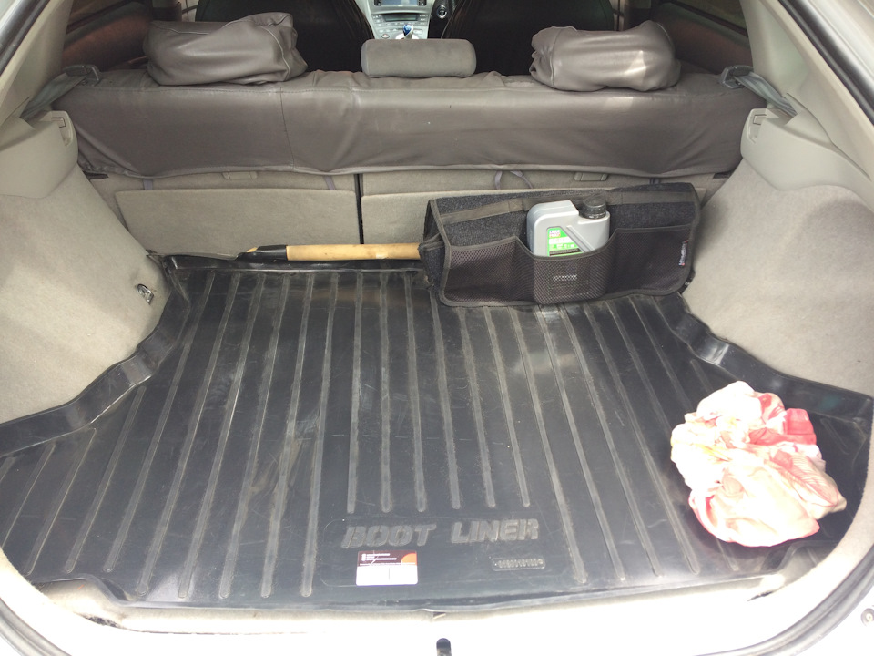 Ванночка в багажное отделение)))) — Toyota Prius (30), 1,8 л, 2009 года ...