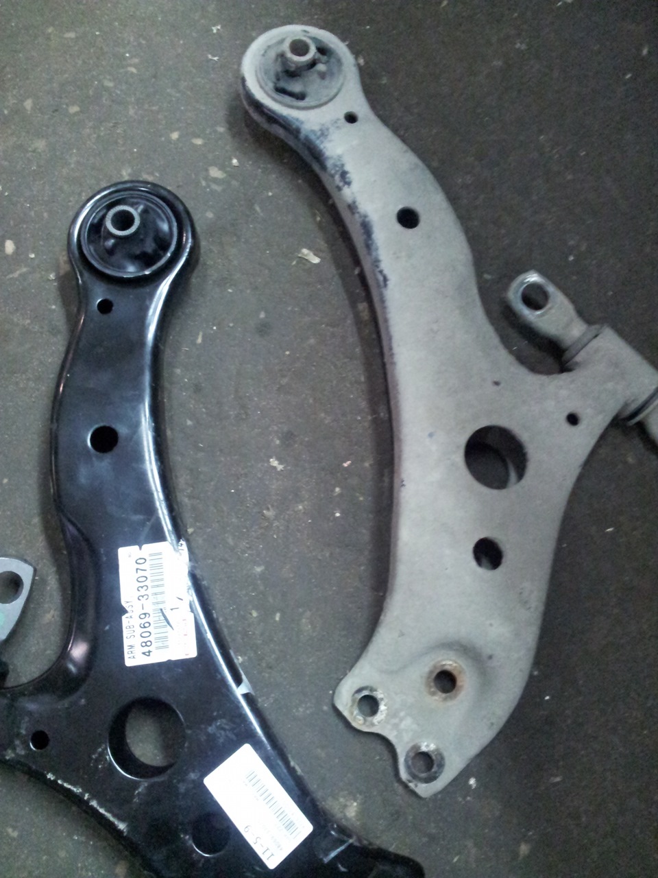 Замена рычагов. — Toyota Camry (XV40), 3,5 л, 2008 года | плановое ТО ...