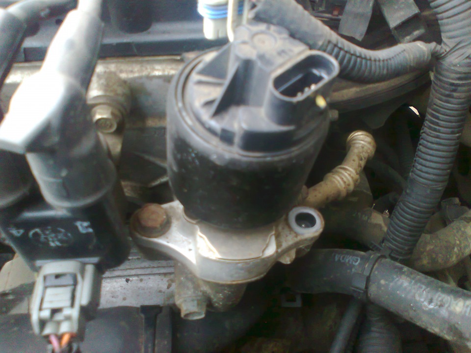 Заглушка клапана ЕГР — Chevrolet Lacetti Sedan, 1,6 л, 2006 года ...