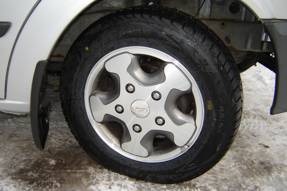 Зимние шины V-521 Viatti Brina — Ford Transit (6G), 2 л, 2004 года ...