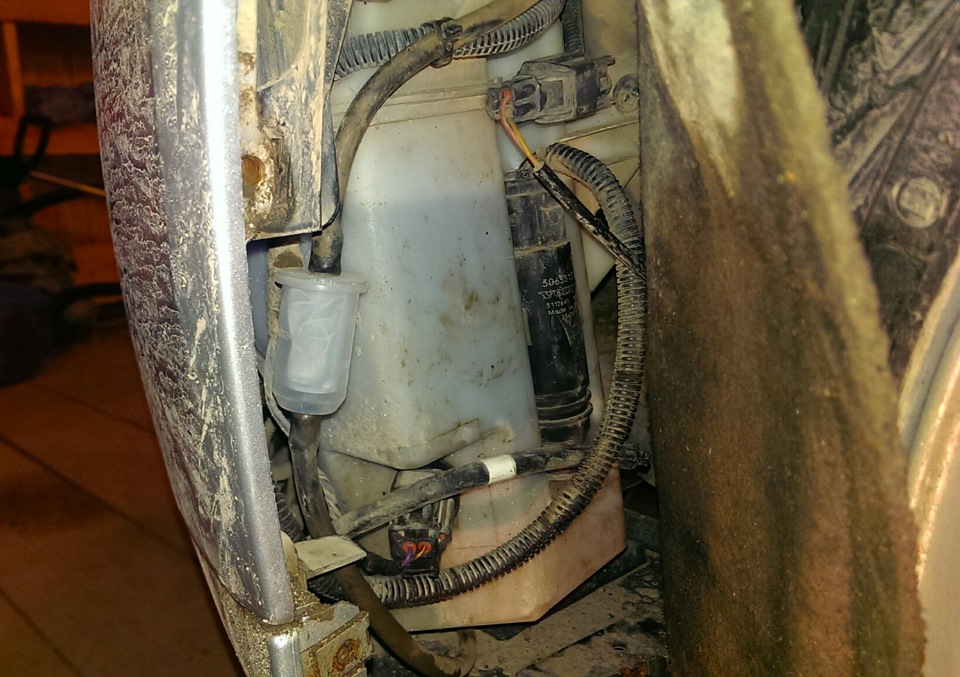 Фильтр омывайки — Volvo S80 (2G), 2,5 л, 2008 года | своими руками | DRIVE2