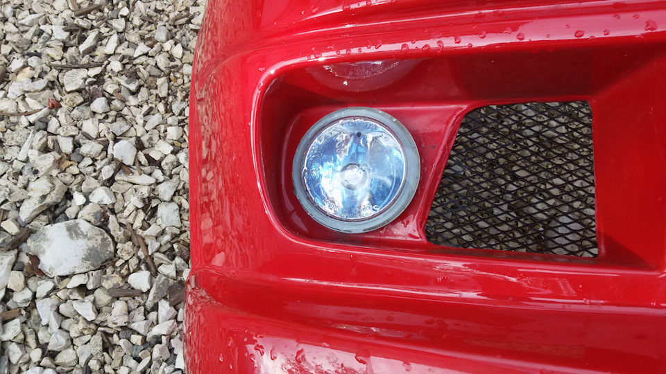 синие лампочки в галогенки — Toyota Vitz (10), 1,5 л, 2001 года ...