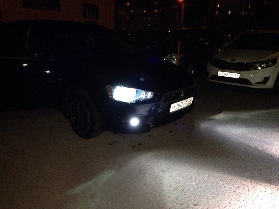 Ксенон 6000К на месте — Mitsubishi Lancer X, 1,5 л, 2008 года ...