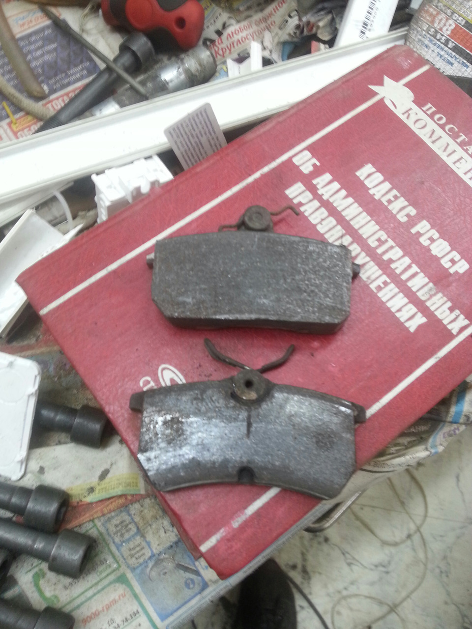 Когда скрипит, а ехать надо) — Lada 21103, 1,6 л, 2002 года | своими ...