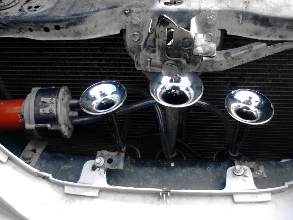 Трех тональный пневмогудок — Hyundai Elantra (3G), 1,6 л, 2005 года ...