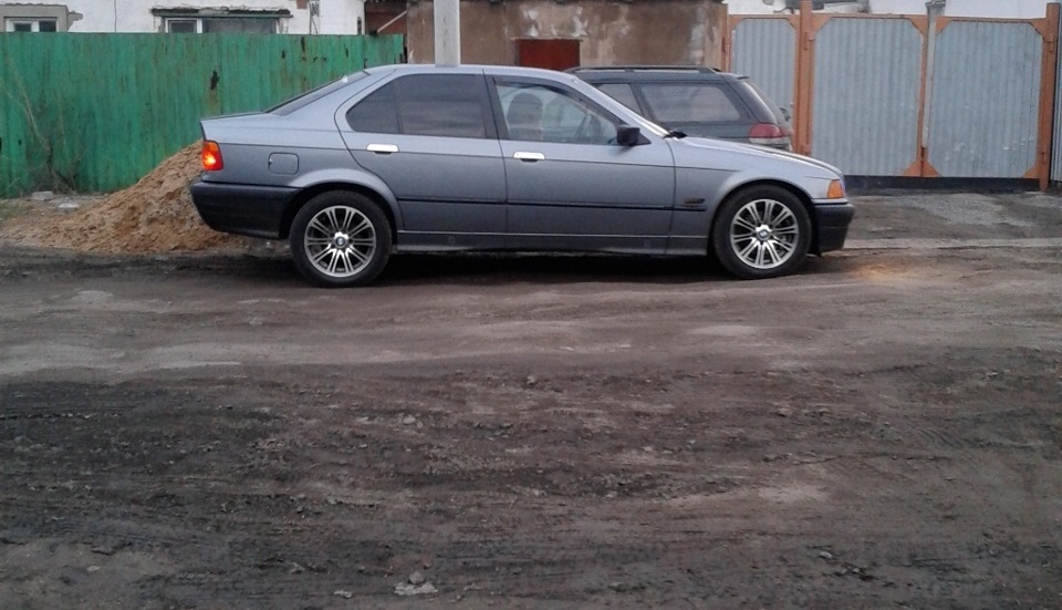 Купил новые тапти) — BMW 3 series (E36), 1,6 л, 1995 года | колёсные ...