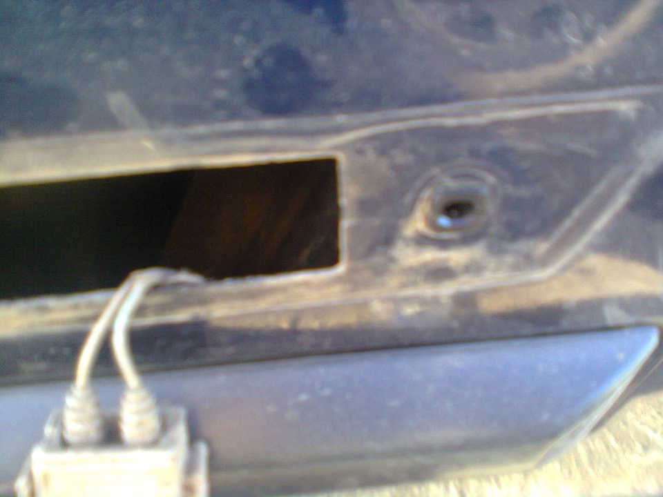 20) УСТАНОВКА РАСПОРНЫХ ГАЕК И ВИНТОВ — BMW 3 series (E36), 2,5 л, 1995 ...