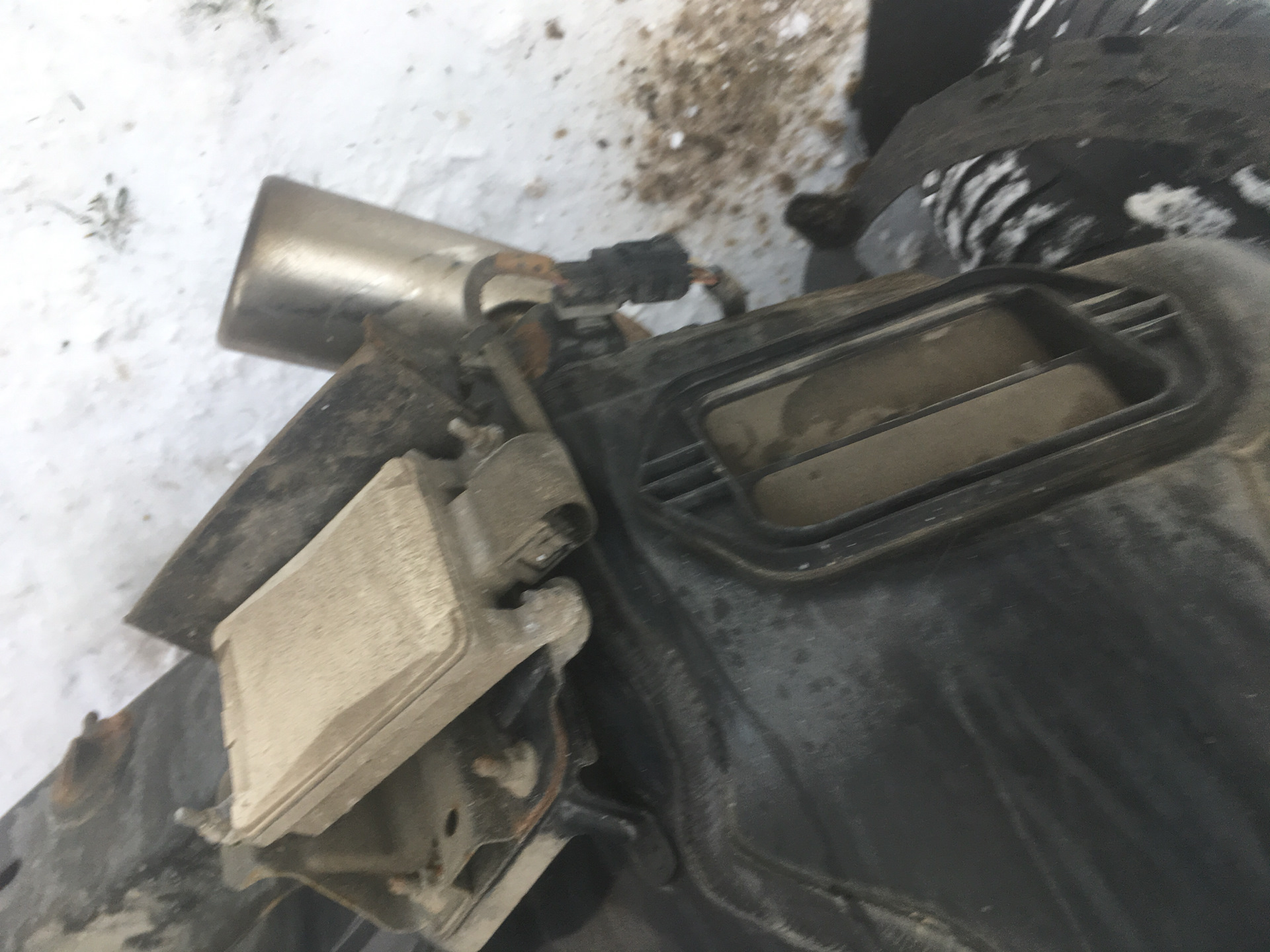 U0232 — Mazda CX-7, 2,3 л, 2011 года | поломка | DRIVE2