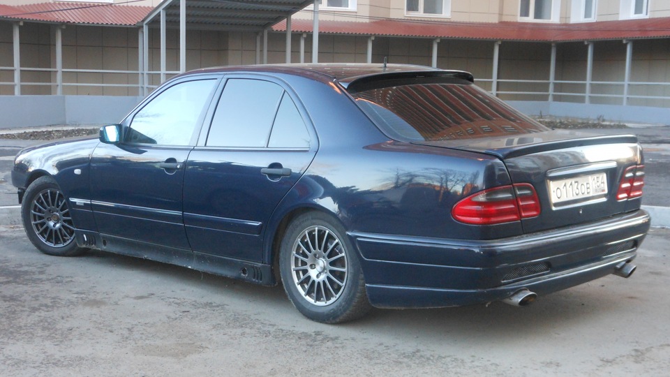 А с приходом весны… — Mercedes-Benz E-Class (W210), 2,4 л, 1998 года ...