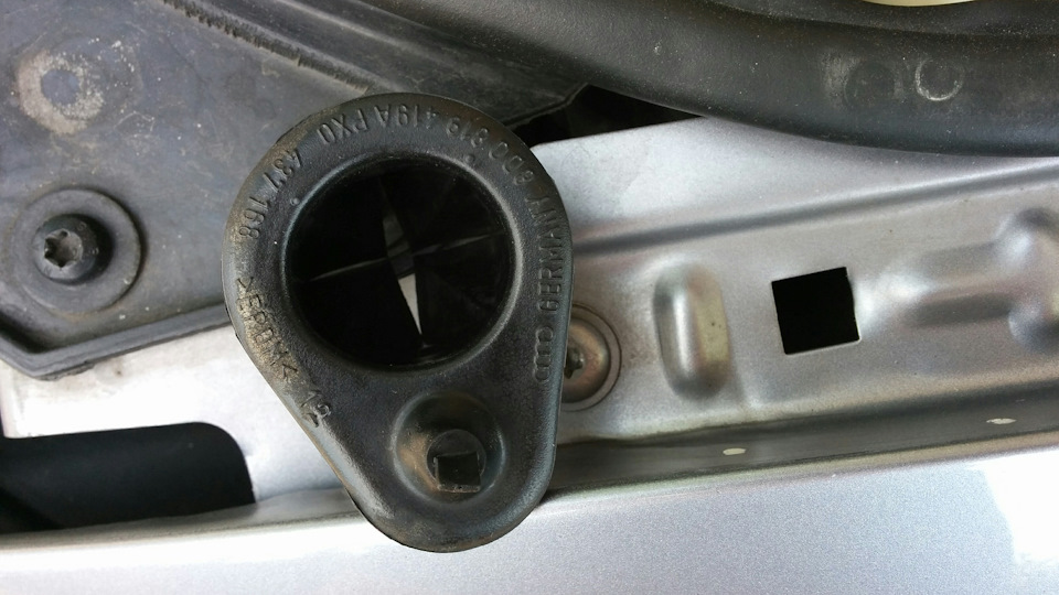 8D0819419 Клапан для стока воды VAG | Запчасти на DRIVE2