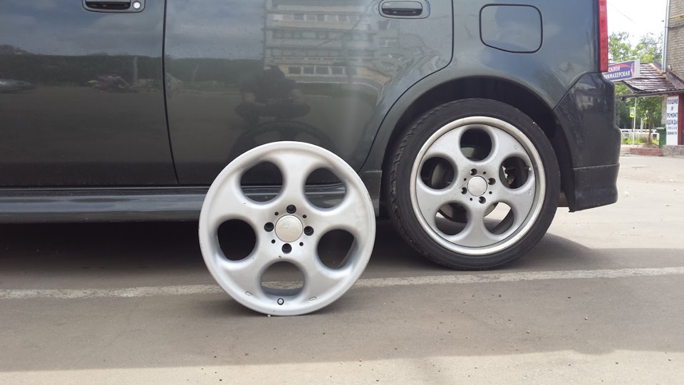 Rays Dolce-Wide R17 R16 — Toyota bB (NCP30), 1,5 л., 2003 года | колёсные диски | DRIVE2