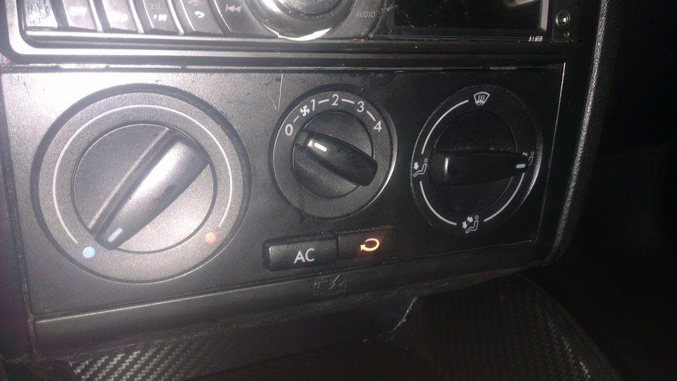 Модный кондиционер — Volkswagen Golf Mk4, 1,6 л, 2001 года | стайлинг ...