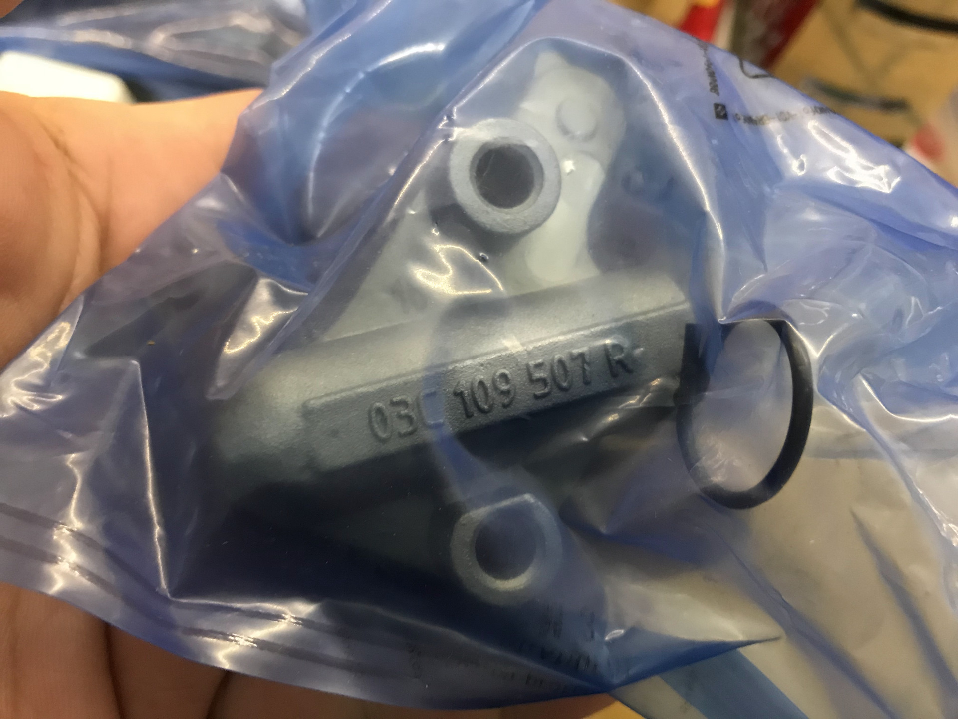 Комплект цепи ГРМ Borsehung B16299 — Volkswagen Polo Sedan, 1,6 л, 2013 ...