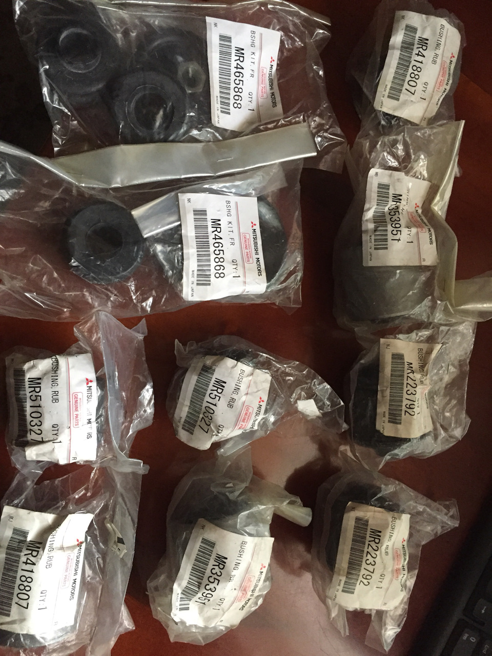 Сайлентблоки и т.д — Mitsubishi Pajero iO, 2 л, 2004 года | расходники ...