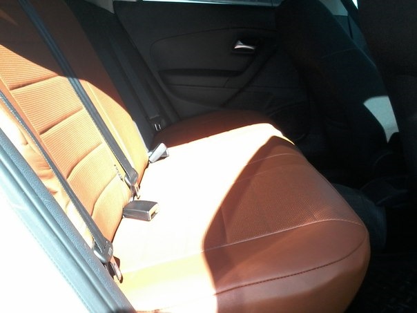 Купил чехлы — Volkswagen Polo Sedan, 1,6 л, 2013 года | аксессуары | DRIVE2