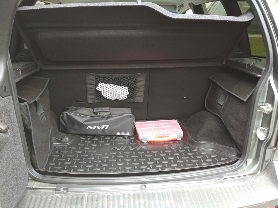 Карманы и сетка в багажник Шевроле Нива — Chevrolet Niva (1G), 1,7 л ...