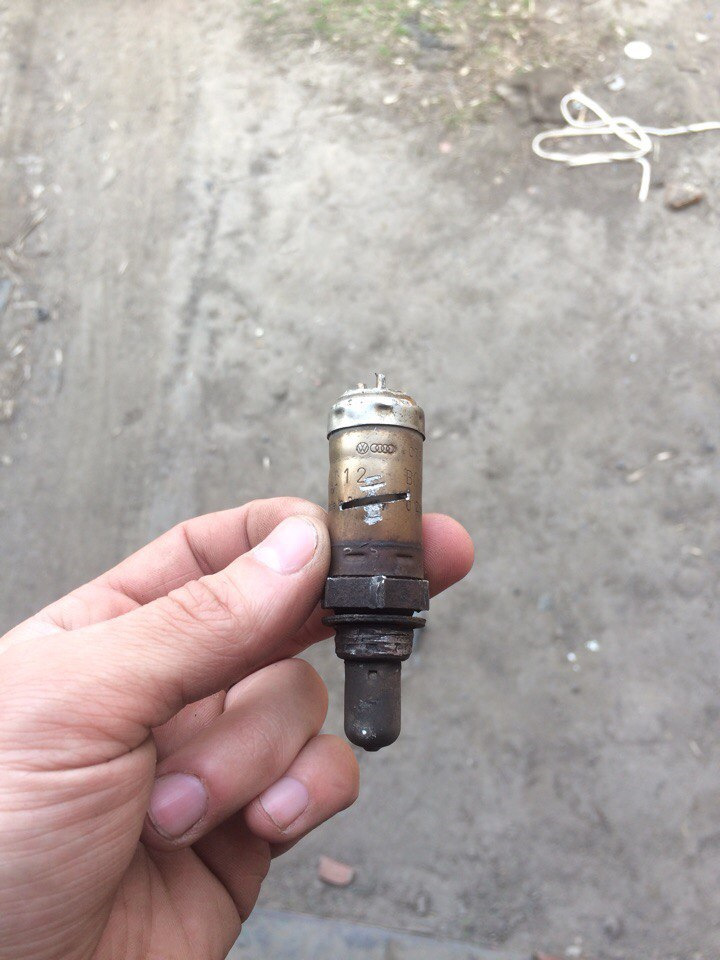 Замена лямбда-зонд от ваз bosh 0258 005 133 — Audi A6 (C4), 2,8 л, 1995 ...