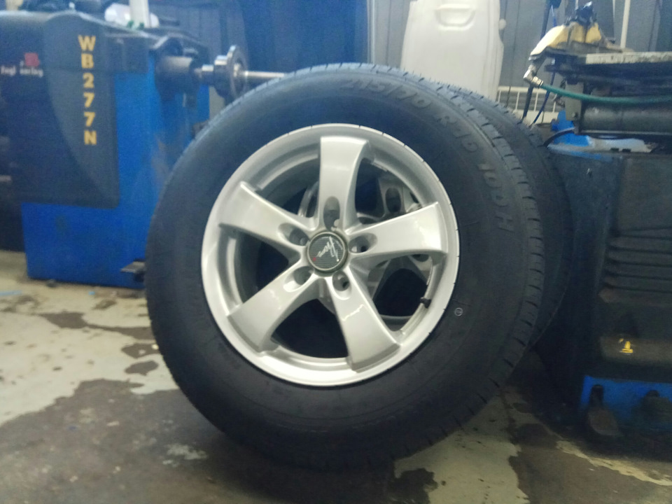 Диски r16 et38 j7 Proma. Резина Tiger Summer SUV 215/70 100H. — FIAT ...