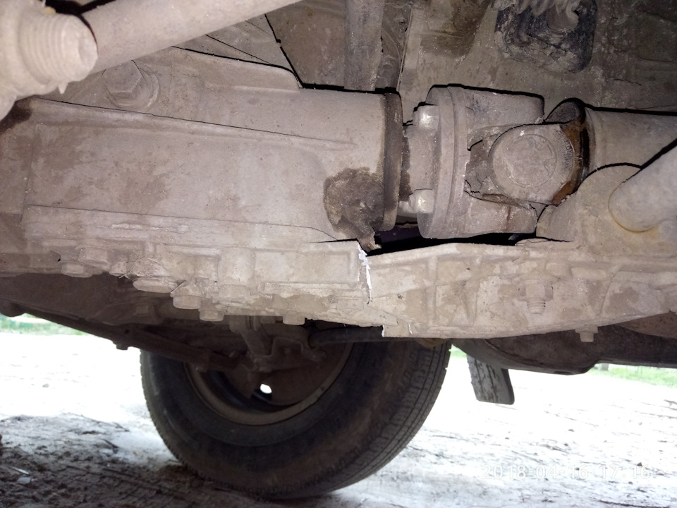 Крышка моста пополам… — Chevrolet Niva (1G), 1,7 л, 2004 года | своими ...