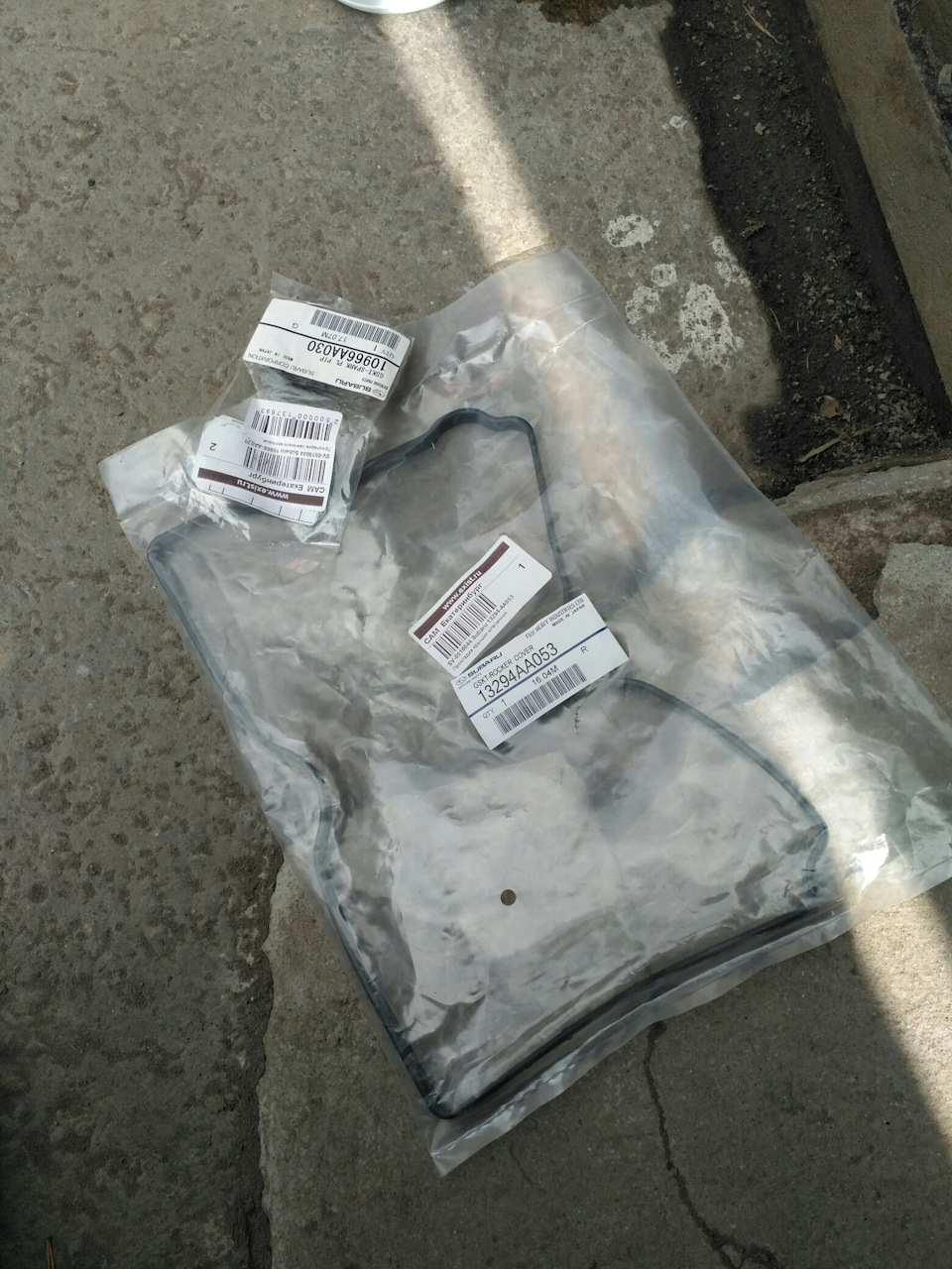 Прокладочки на крышку ГБЦ — Subaru Impreza (GC/GF), 1,8 л, 1998 года ...