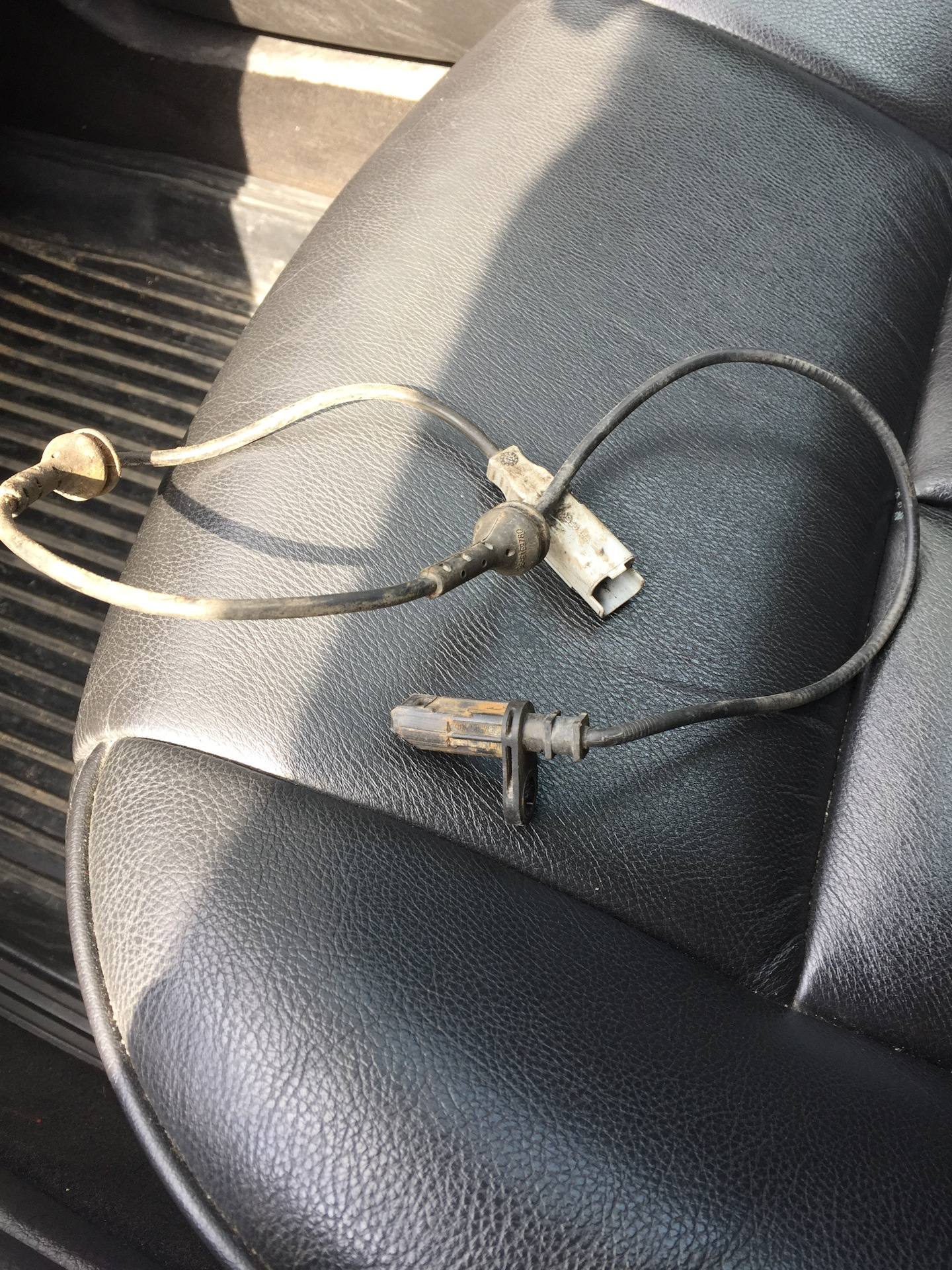 Ошибка ABS ESP. Вылечено — Peugeot 607, 2,2 л, 2005 года | поломка | DRIVE2