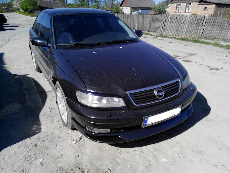Губа покрашенна — Opel Omega B, 2,2 л, 2001 года | тюнинг | DRIVE2