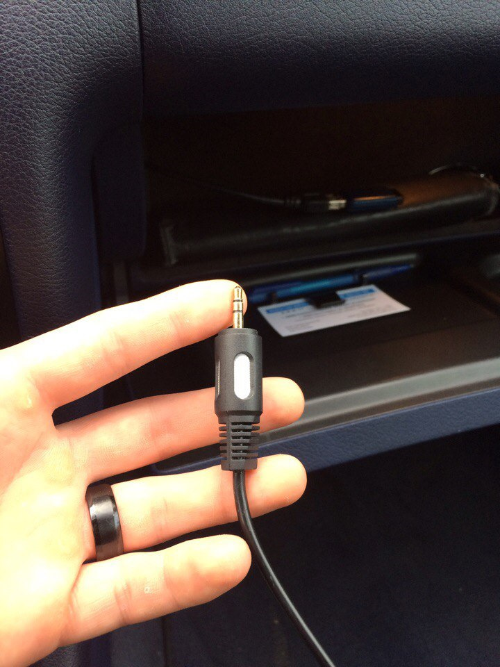 Aux+USB — Audi A6 Avant (C5), 2,5 л, 2011 года | автозвук | DRIVE2