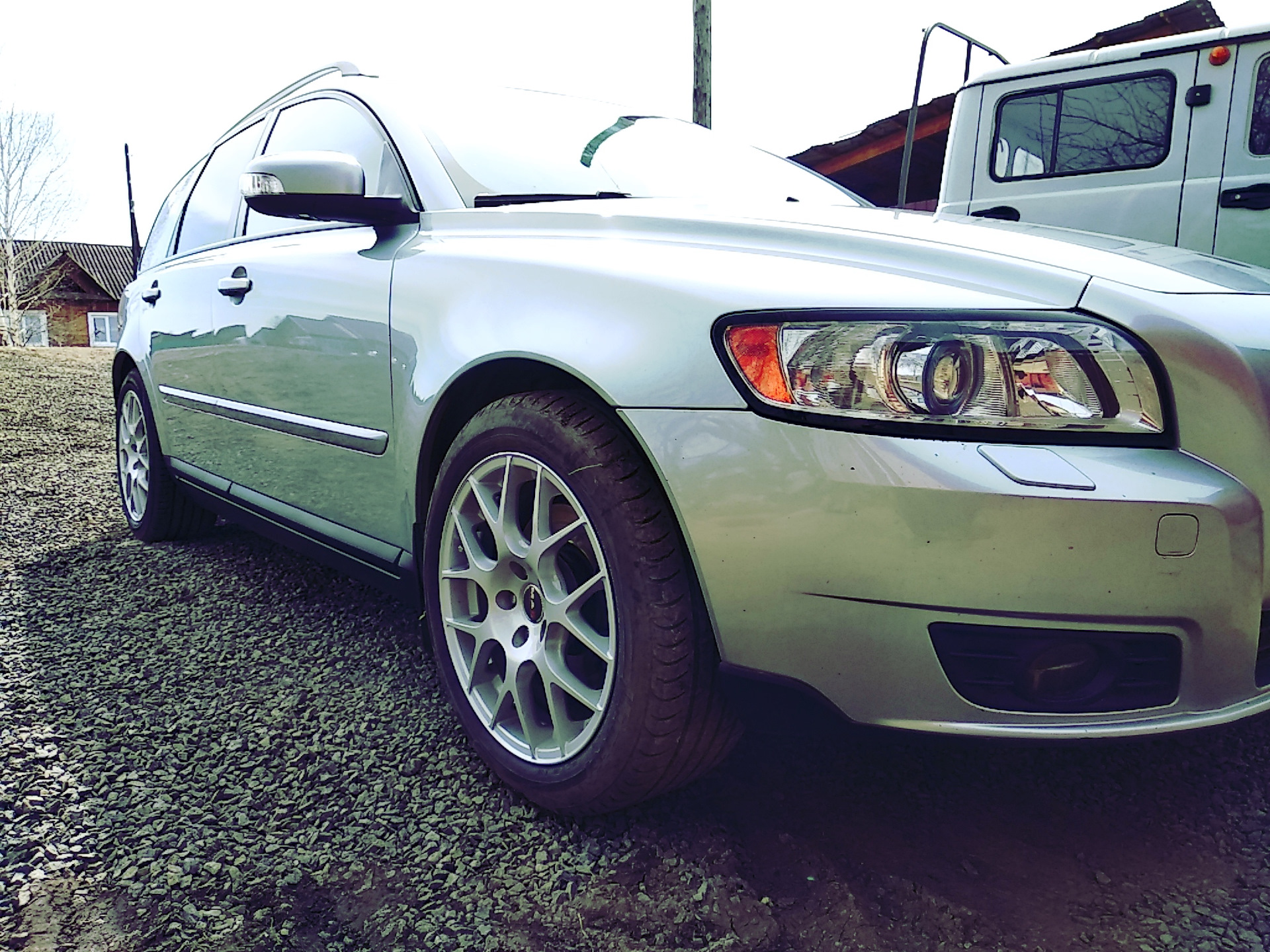 Колпачки на гайки — Volvo V50, 2,4 л, 2008 года | аксессуары | DRIVE2