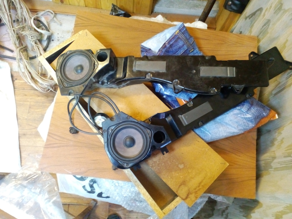 Оригинал акустика NOKIA — Audi 100 (C4), 2,6 л, 1993 года | другое | DRIVE2