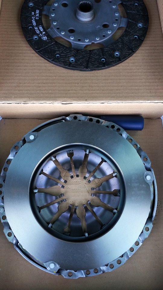 302057505R Комплект сцепления RENAULT | Запчасти на DRIVE2