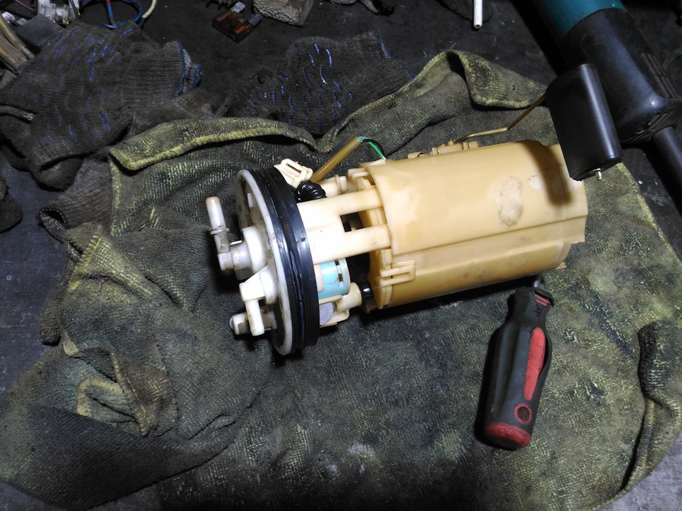 Замена воздушного, топливного фильтра и сеточки в бензобаке — Hyundai ...