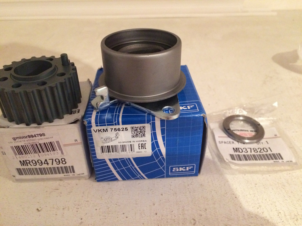 MR994798 ШЕСТЕРНЯ НИЖНЯЯ, РЕМНЯ ГРМ Mitsubishi | Запчасти на DRIVE2