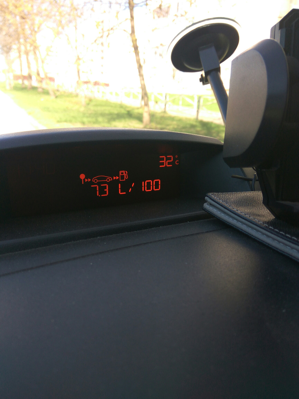 Градусник уличный — Peugeot Partner Tepee, 1,6 л, 2010 года ...