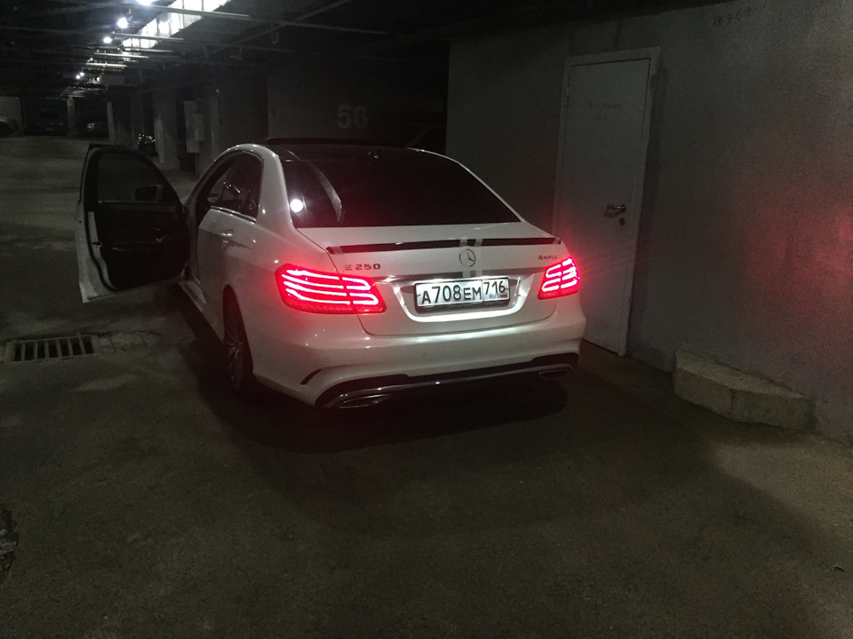 Спойлер — Mercedes-Benz E-Class (W212), 2,1 л, 2013 года | аксессуары ...
