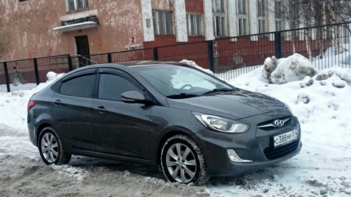 Hyundai Solaris (1G) 1.4 бензиновый 2011 | на DRIVE2