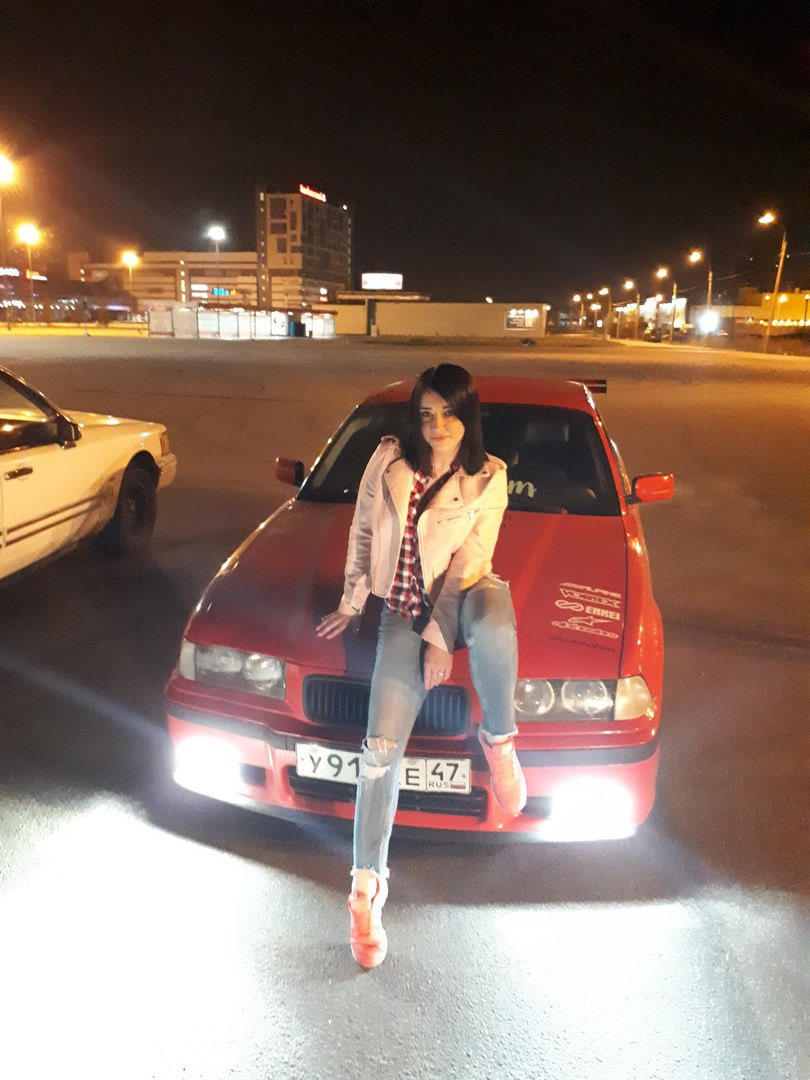 bmw e36 and Girl — BMW 3 series Coupe (E36), 2,5 л, 1994 года ...