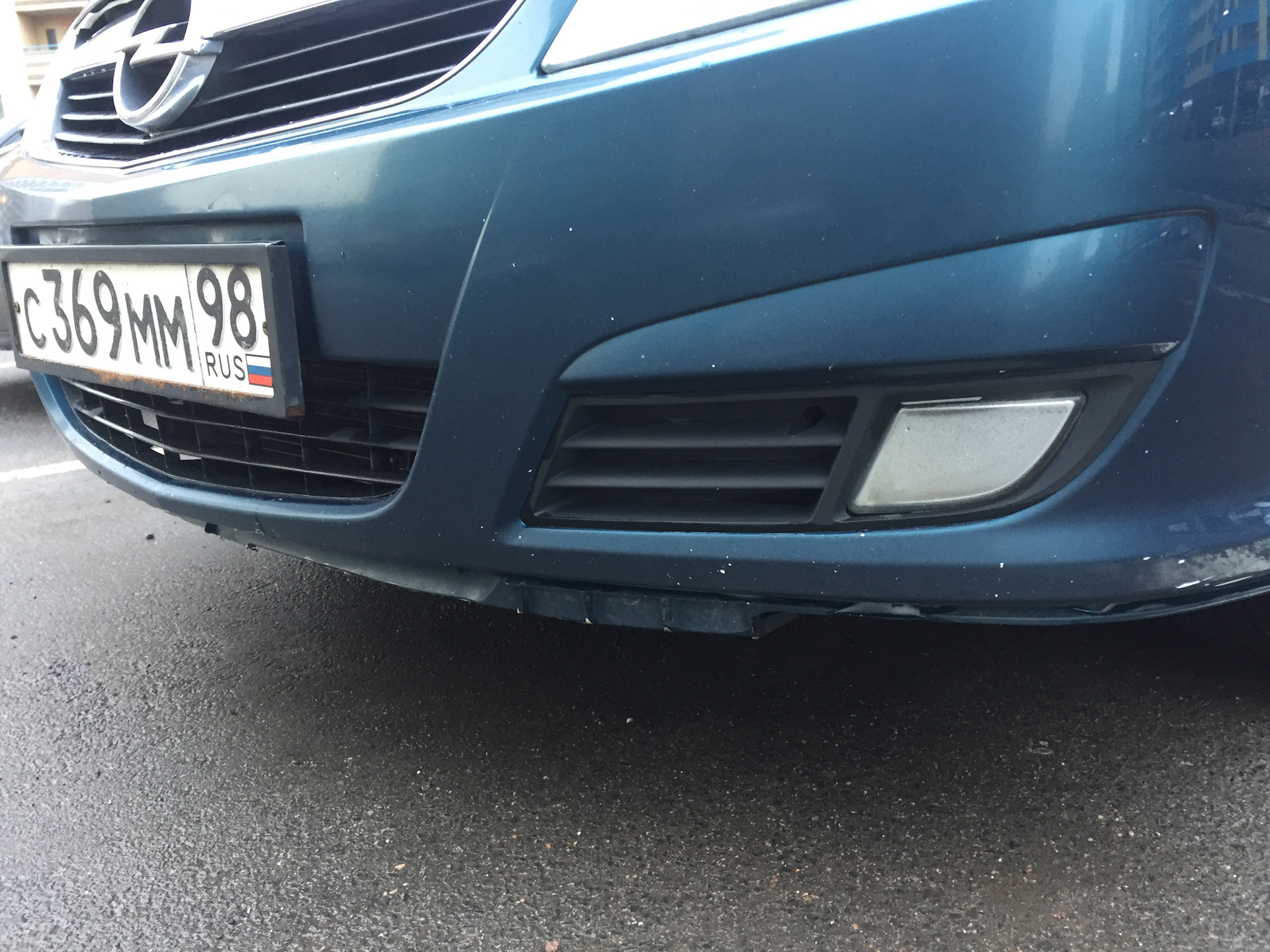 Юбка (губа) переднего бампера. — Opel Vectra C, 1,6 л, 2007 года ...