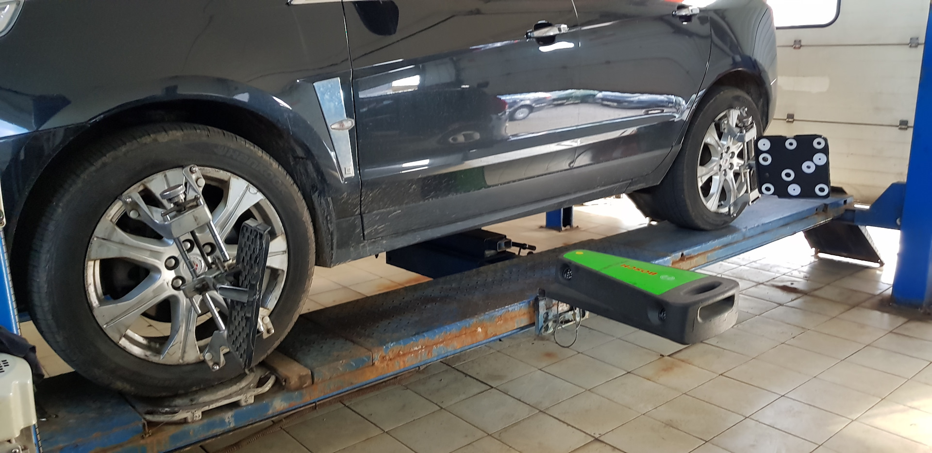 Работы по подвеске. — Cadillac SRX (2G), 3 л, 2011 года | визит на ...