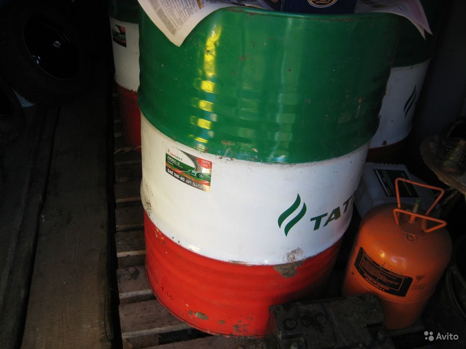 Продам Моторное масло Татнефть Люкс-3 Люкс-2 — DRIVE2