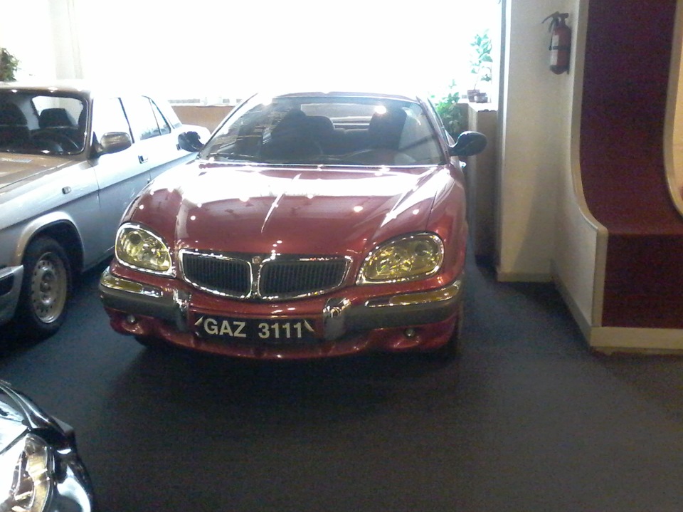 Музей истории ОАО ГАЗ — Lada 2115, 1,6 л, 2006 года | путешествие | DRIVE2