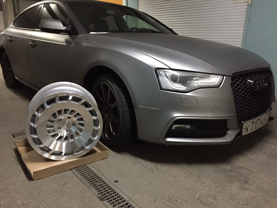 Rotiform CCV r19 10j в продаже Москва — Audi A5 Sportback (1G), 2 л ...