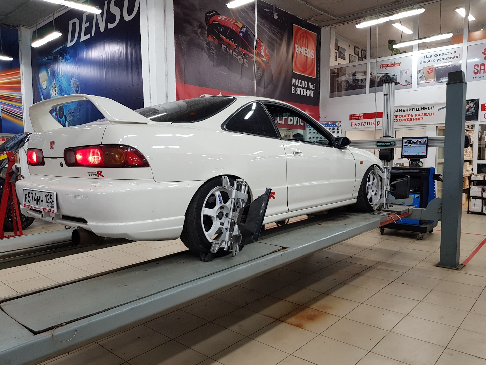 Выровнял сход-развал & — Honda Integra Type R (DC2), 1,8 л, 1997 года | визит на сервис | DRIVE2