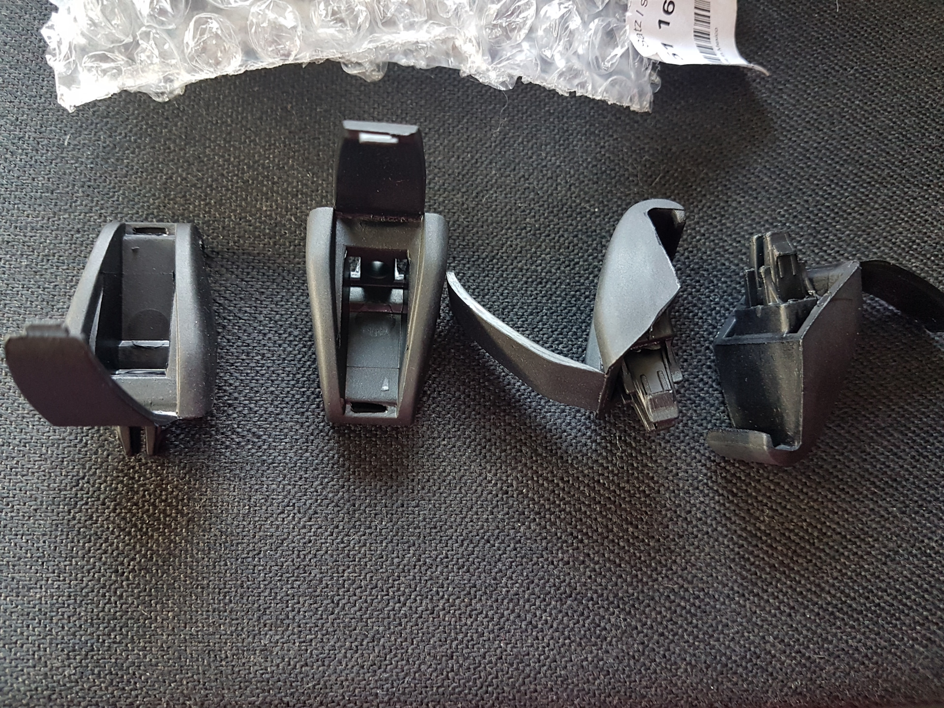 Крючки шторки задней двери Opel Signum — Opel Signum, 2,2 л, 2005 года ...