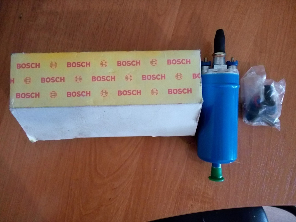 Продам насос топливный ГАЗ-3110 под штуцер BOSCH 0580464044 ...