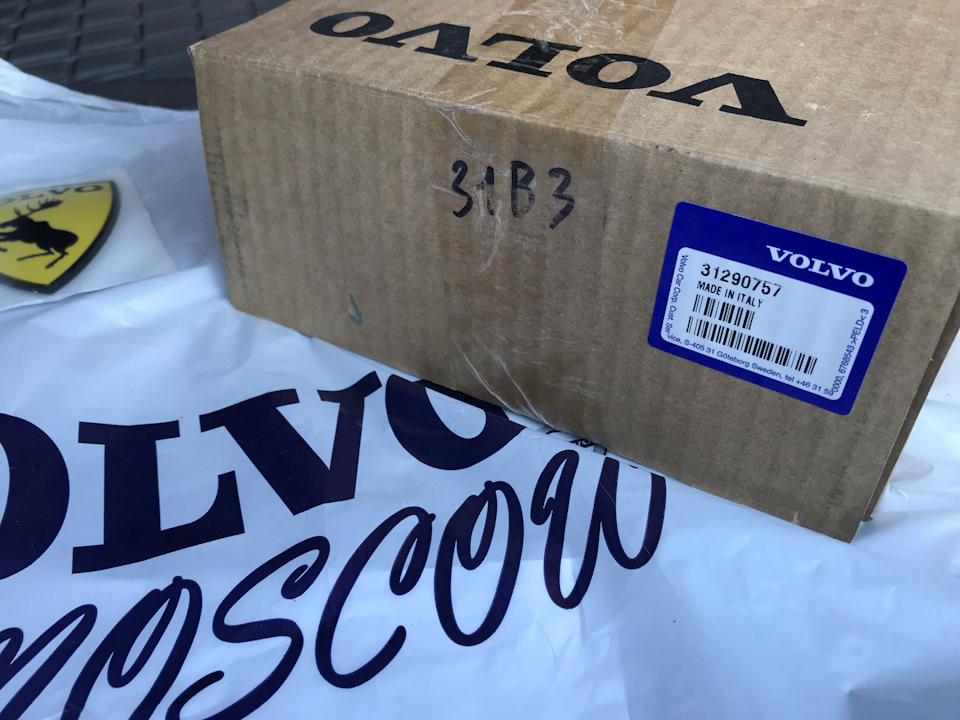 31290757 Решетка радиатора Volvo | Запчасти на DRIVE2