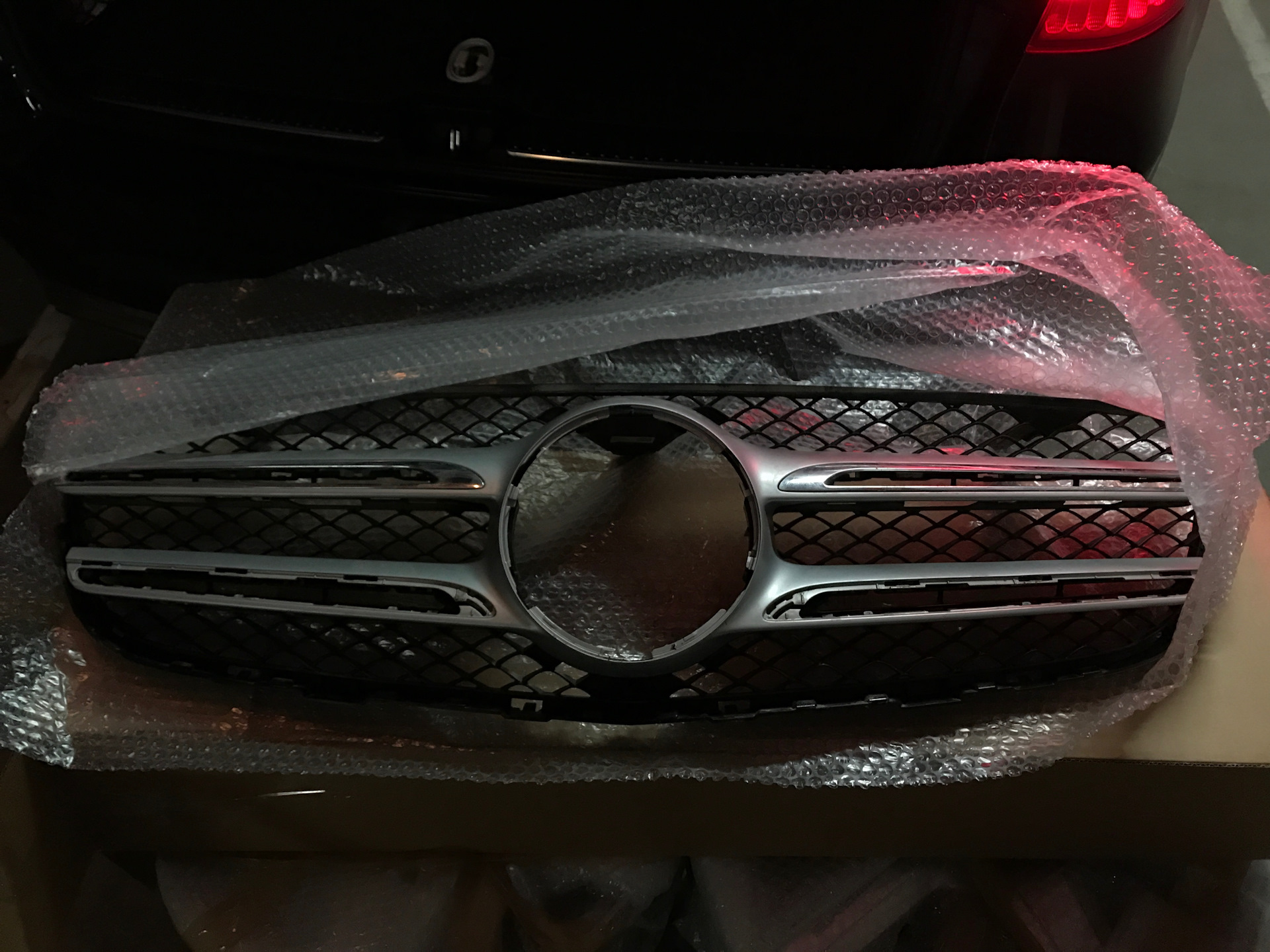 Решетка радиатора от GLC43 — Mercedes-Benz GLC-Class (X253), 2 л, 2015 ...