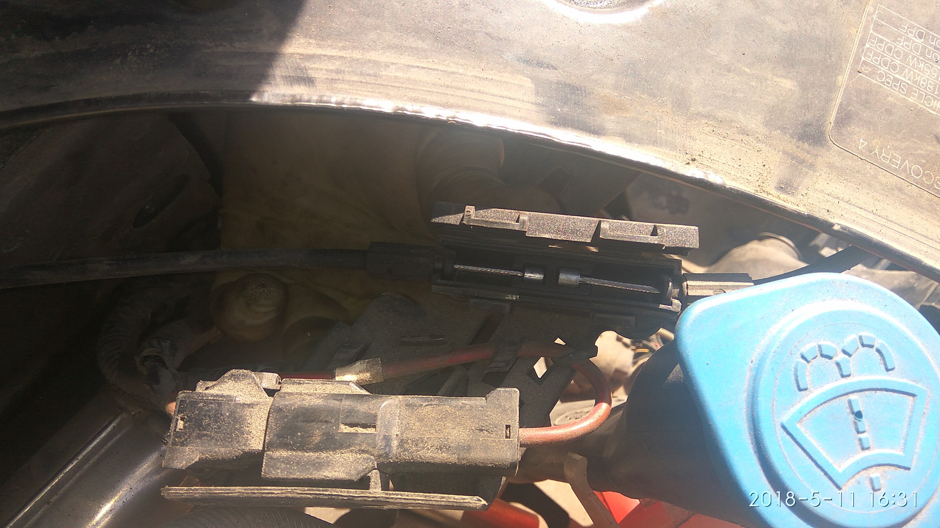 Cable hood control + MiVue — Land Rover Discovery IV, 3 л, 2012 года ...